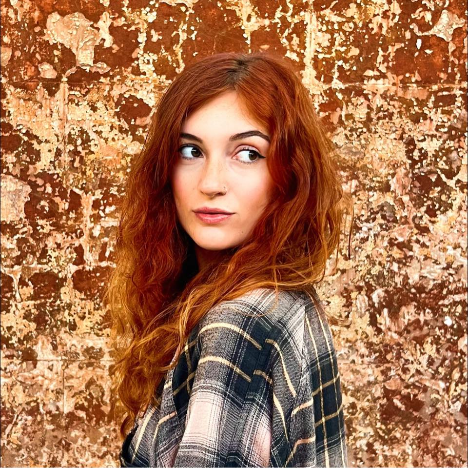 Ellie Grace Explores New Sound with Rock-Influenced Single ‘Carousel ...